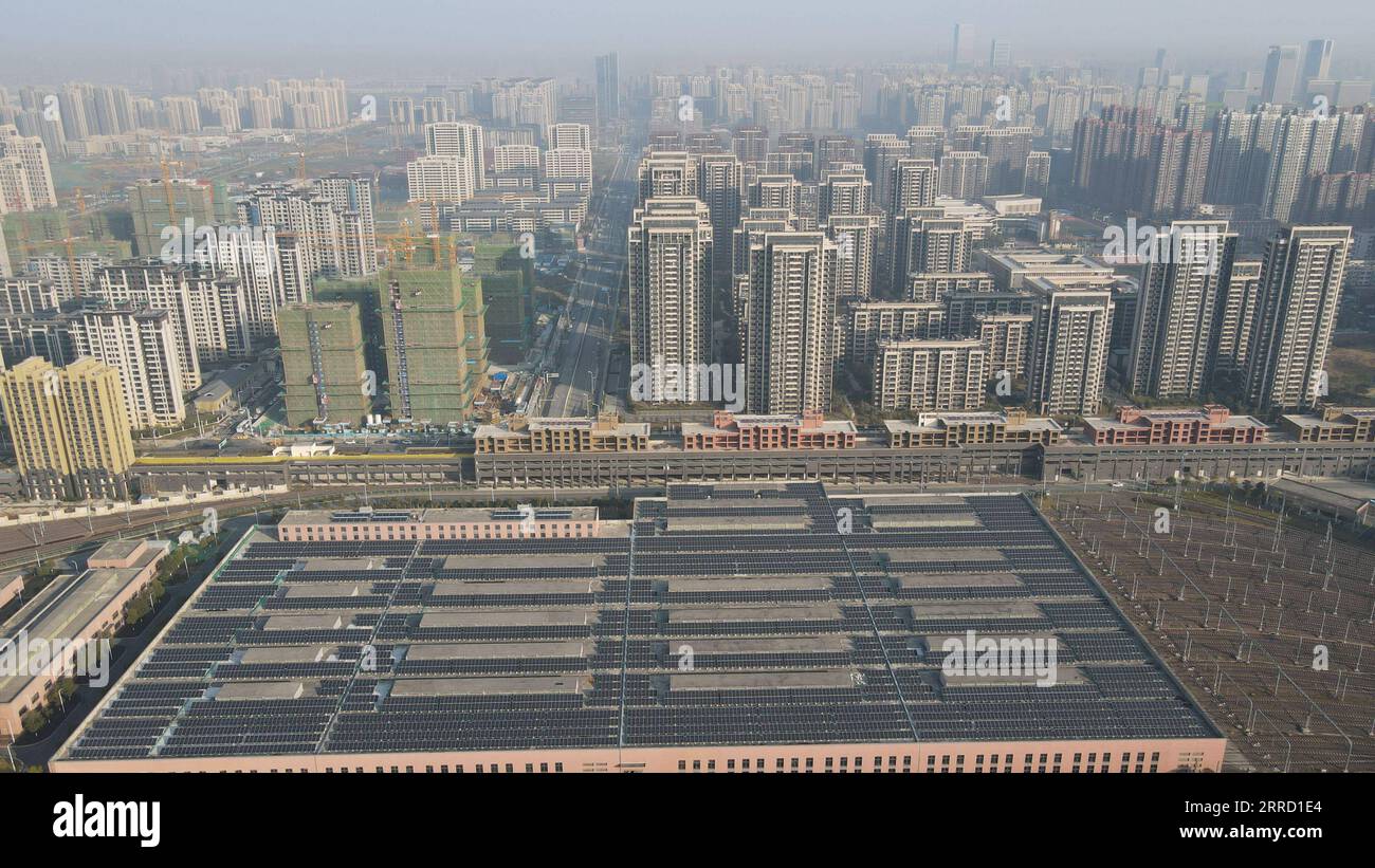 Distributed power train hi-res stock photography and images - Alamy