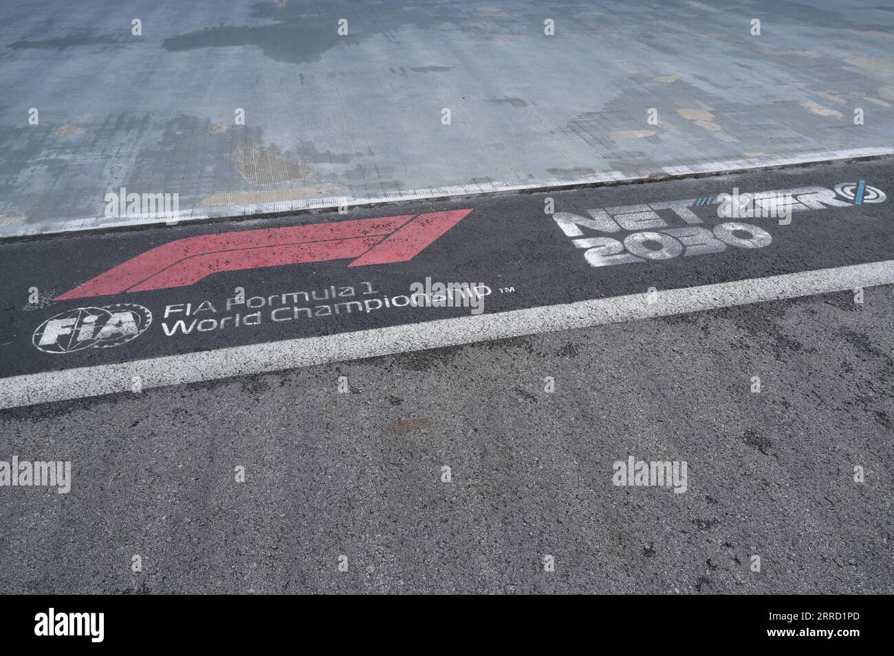 Marina Bay Formula 1 street circuit pit lane Stock Photo - Alamy
