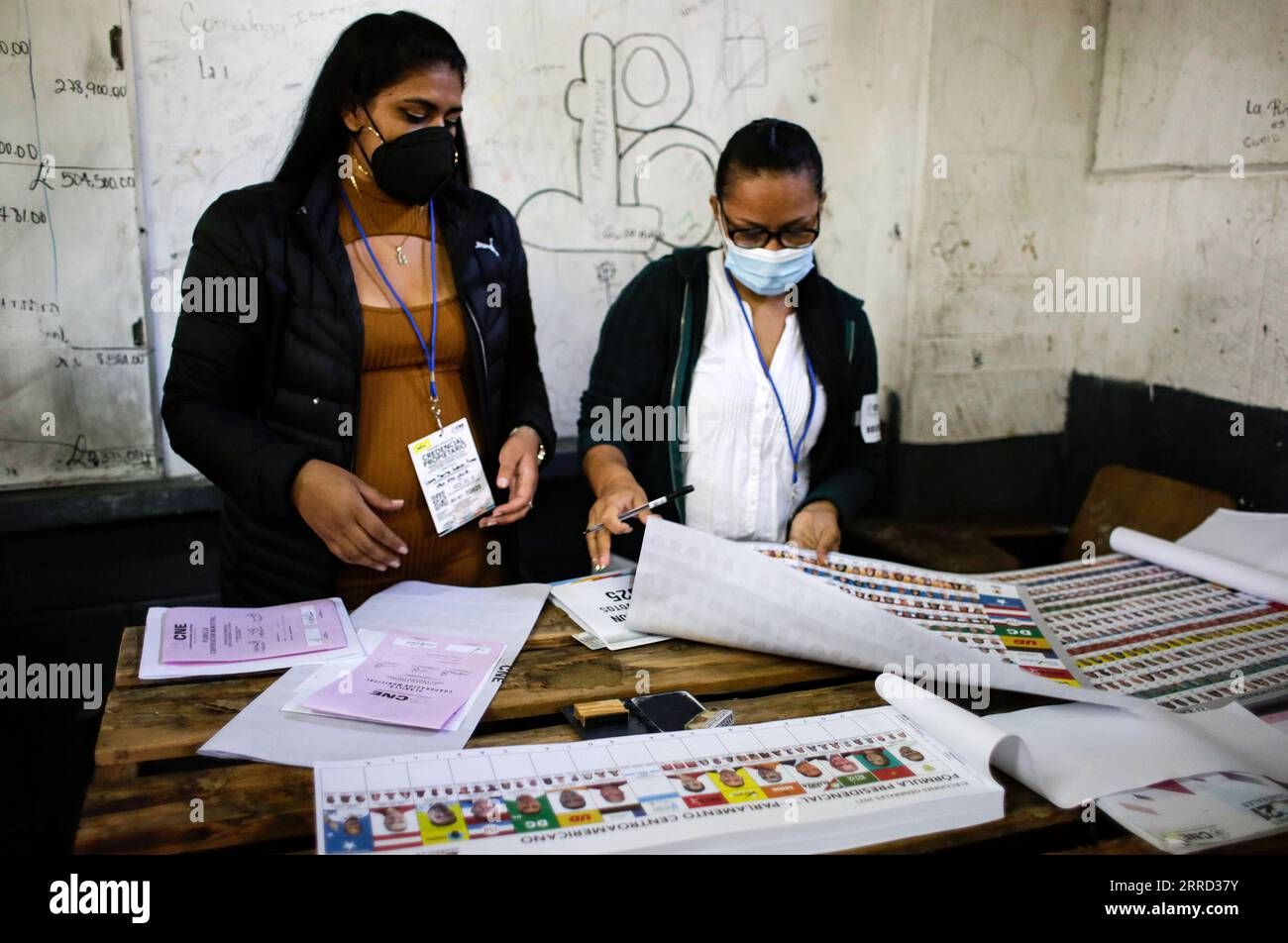 Honduras general elections hi-res stock photography and images - Alamy