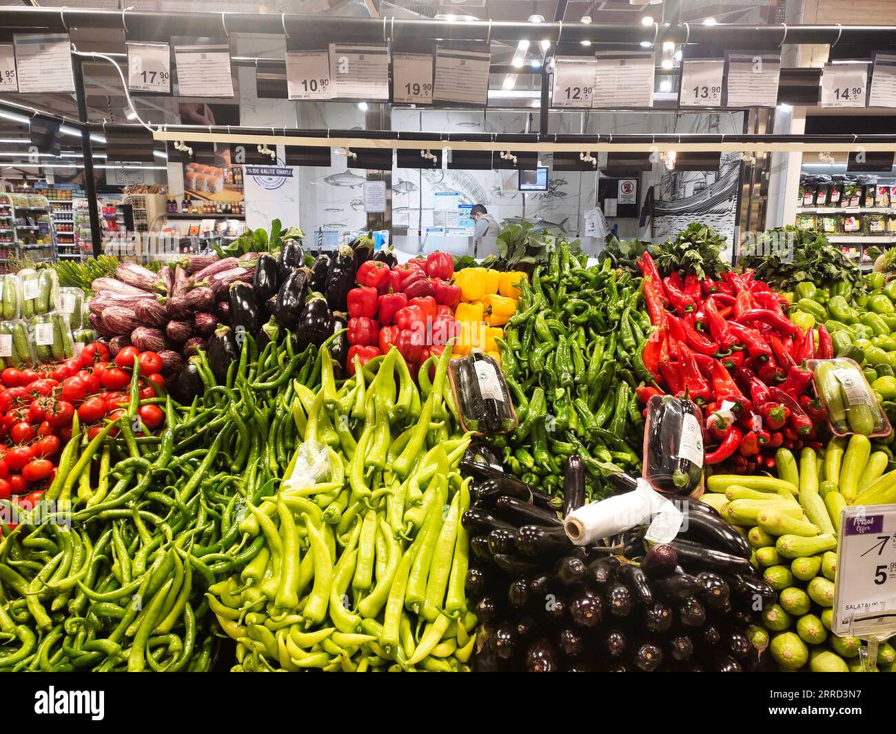 Turkish supermarket vegetables hi-res stock photography and images - Alamy