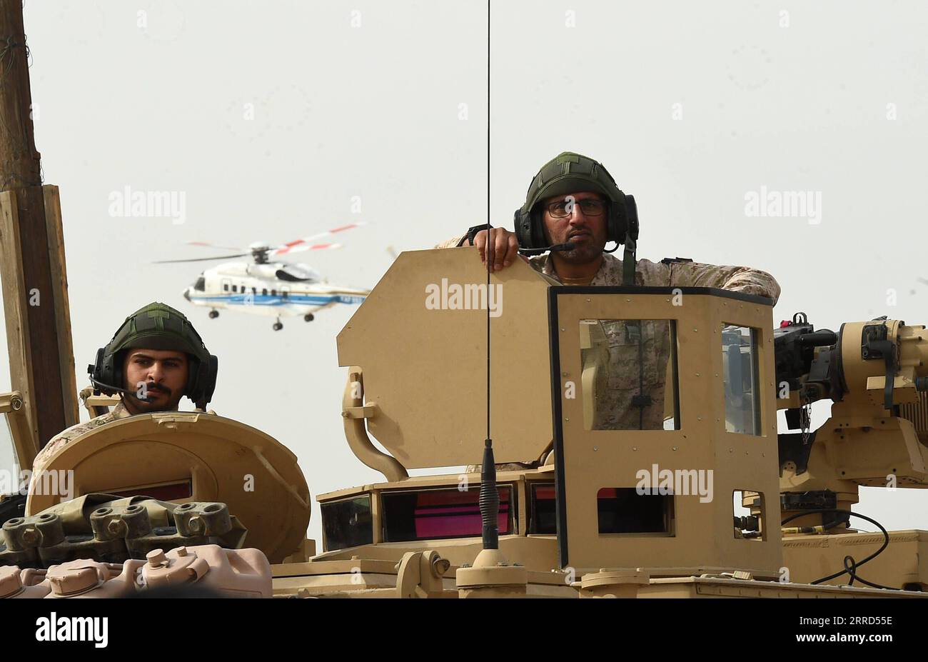 Kuwaiti armed forces hi-res stock photography and images - Alamy