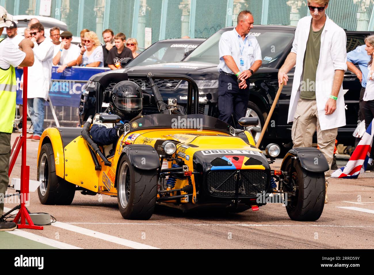 Racing tiger hi-res stock photography and images - Alamy