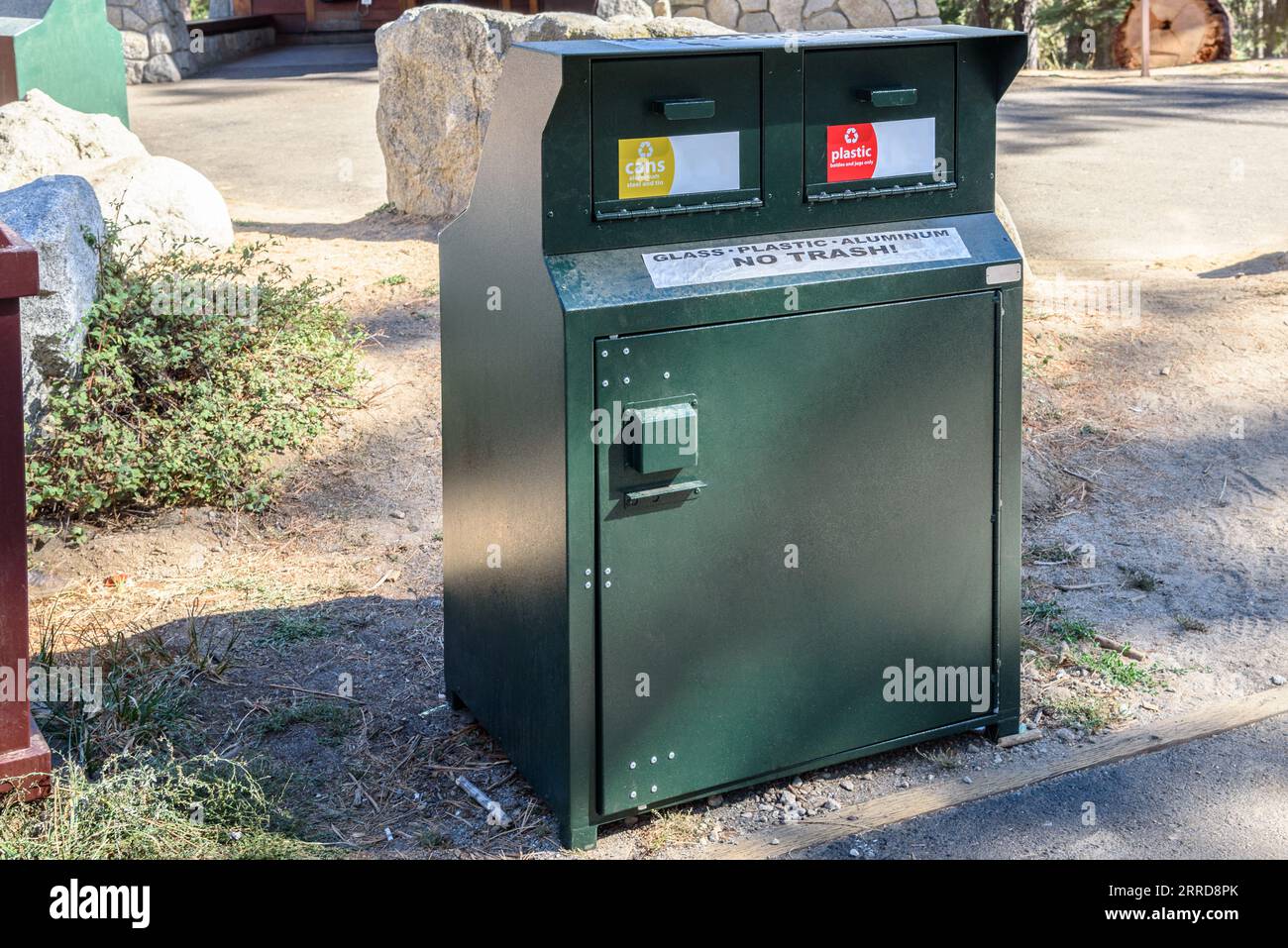 Parking lot recycling container hi-res stock photography and images - Alamy