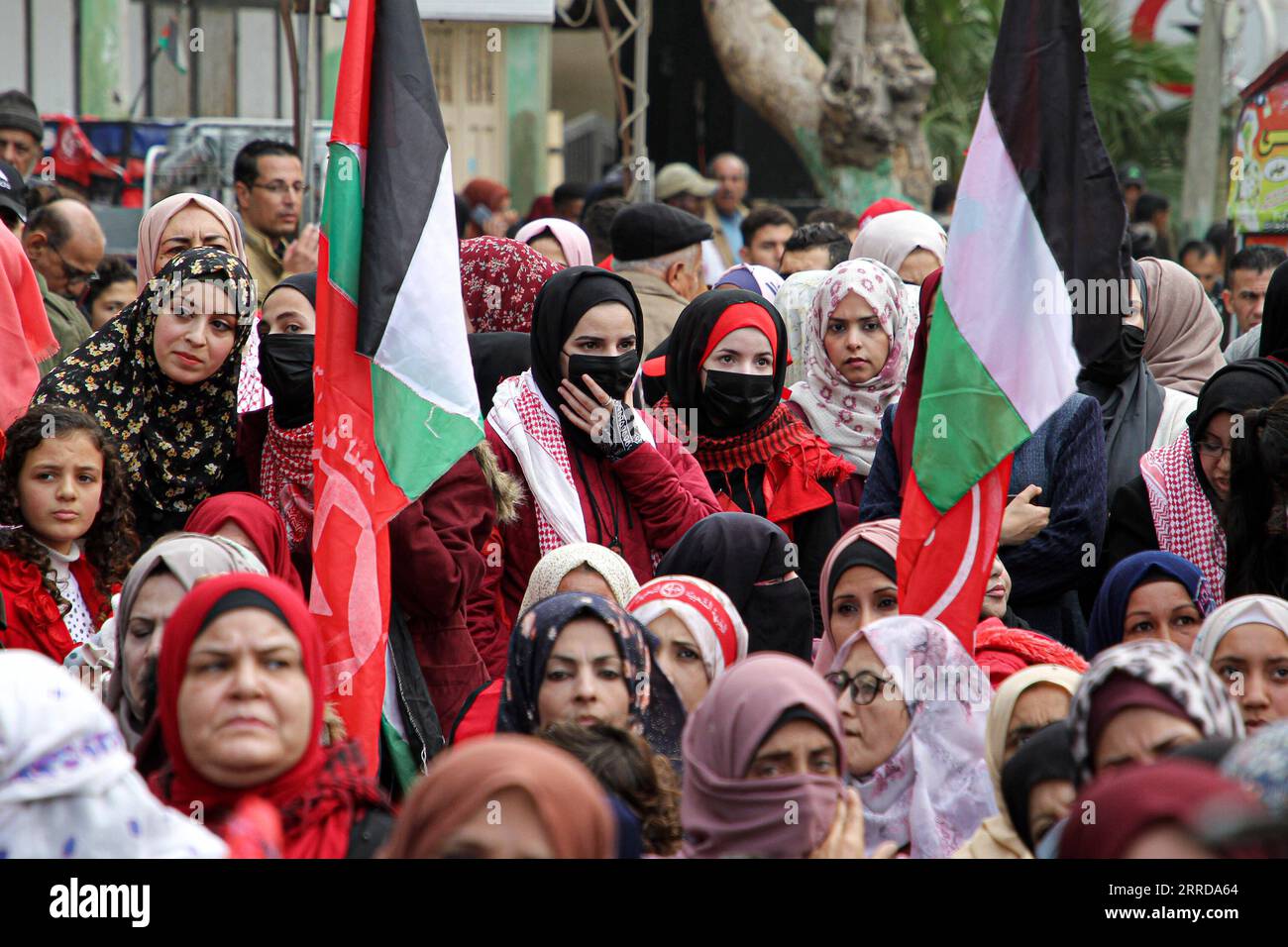 211213 -- GAZA, Dec. 13, 2021 -- Supporters of the Popular Front for ...