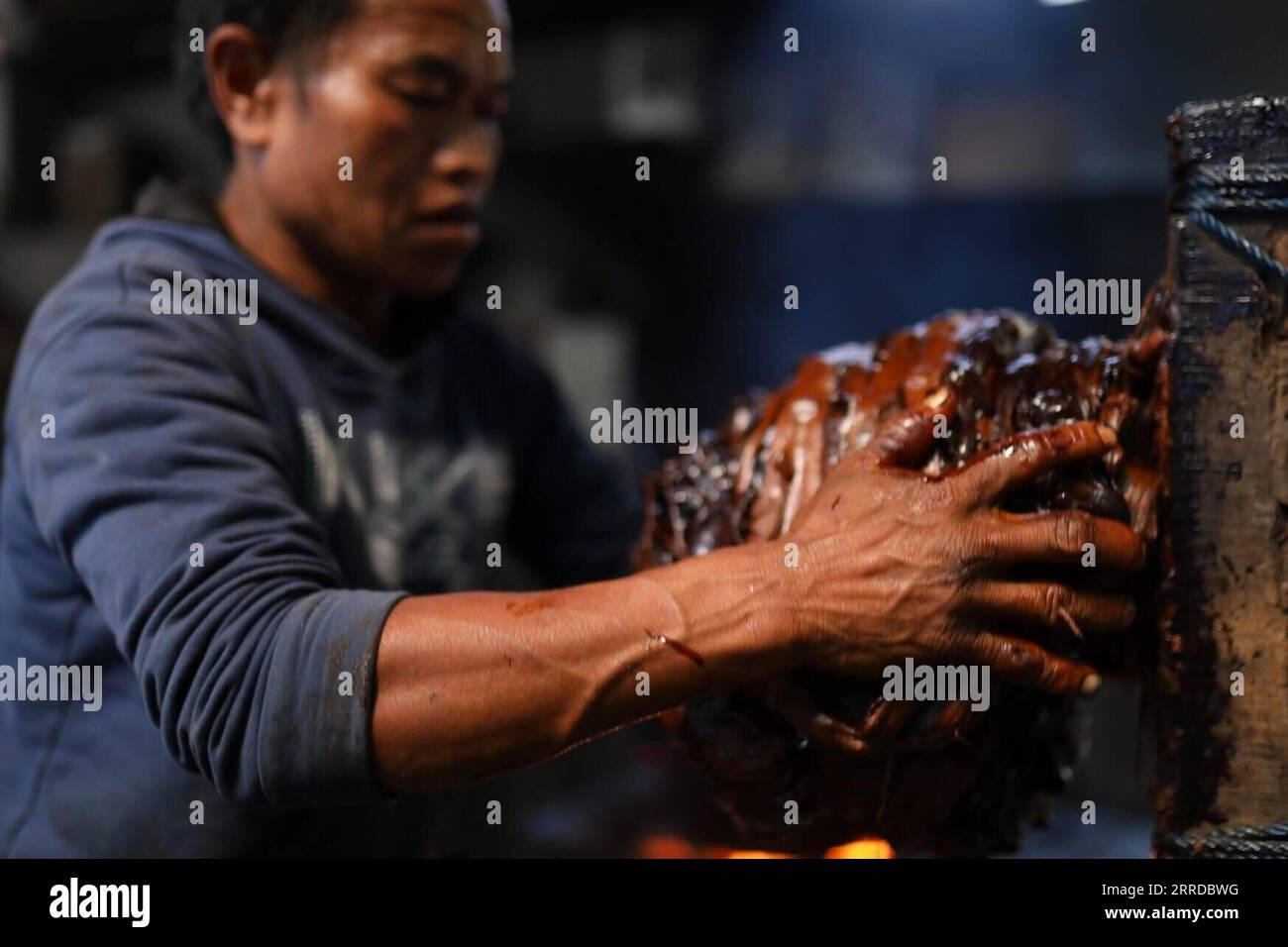 Chaku hi-res stock photography and images - Alamy