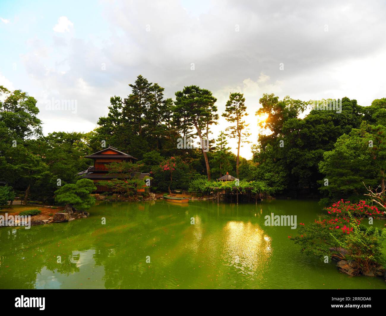 Kyoto, Japan - Temples, Shrines, Markets and Gardens in the old ...