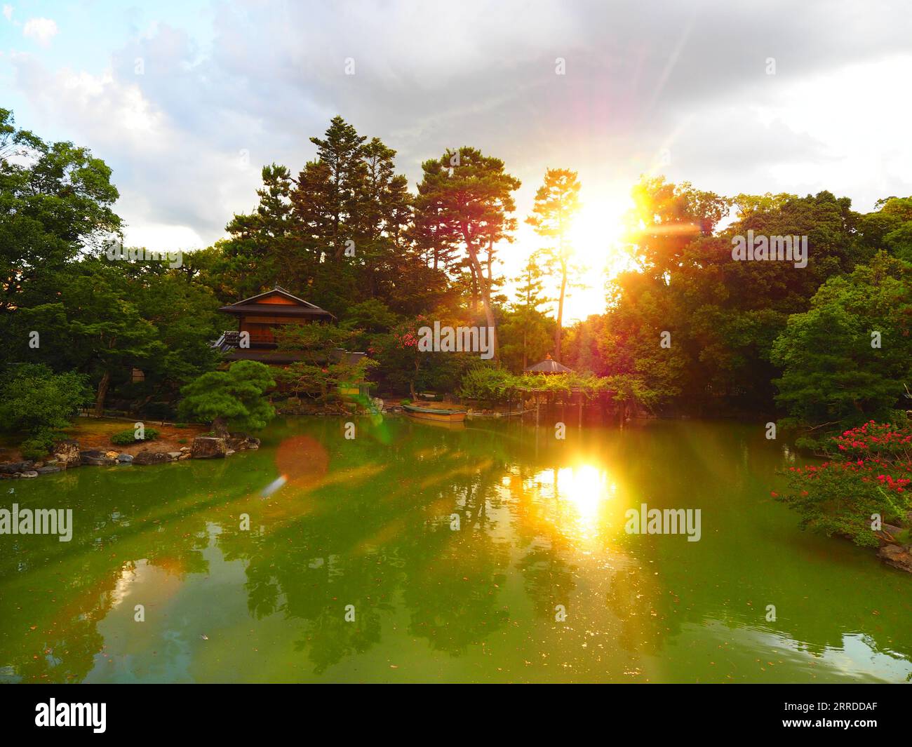 Kyoto, Japan - Temples, Shrines, Markets and Gardens in the old ...