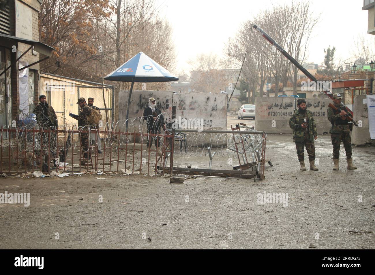 Building asailant hi-res stock photography and images - Alamy