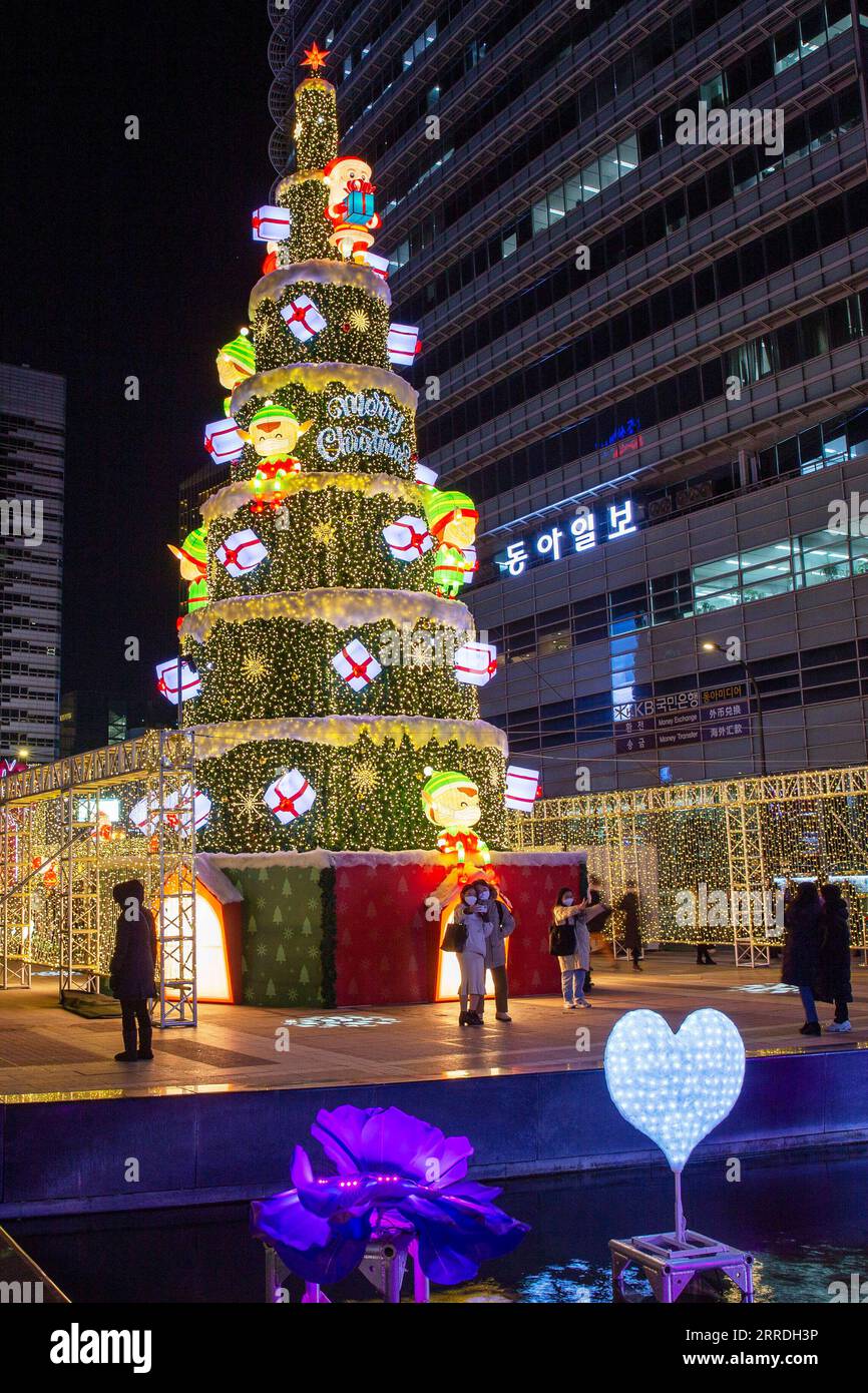 Seoul photos hi-res stock photography and images - Alamy