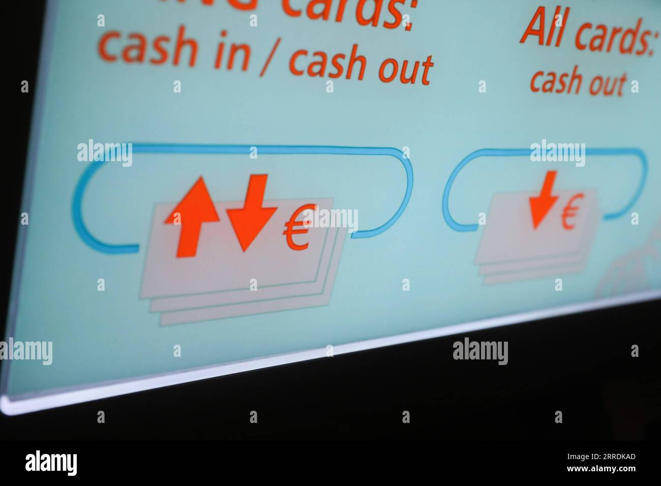 Euro in circulation 2002 hi-res stock photography and images - Alamy