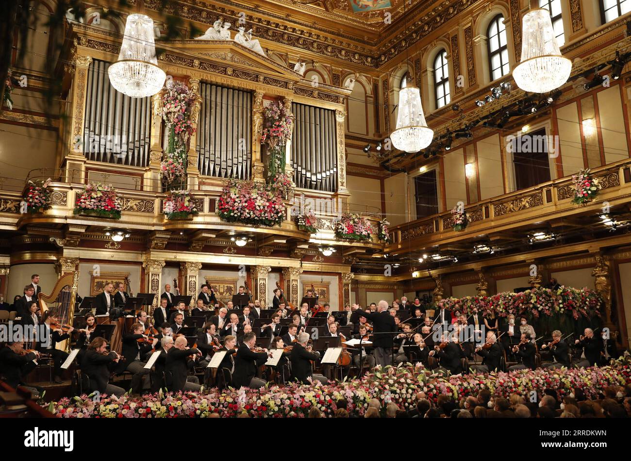 Viena handout hi-res stock photography and images - Alamy