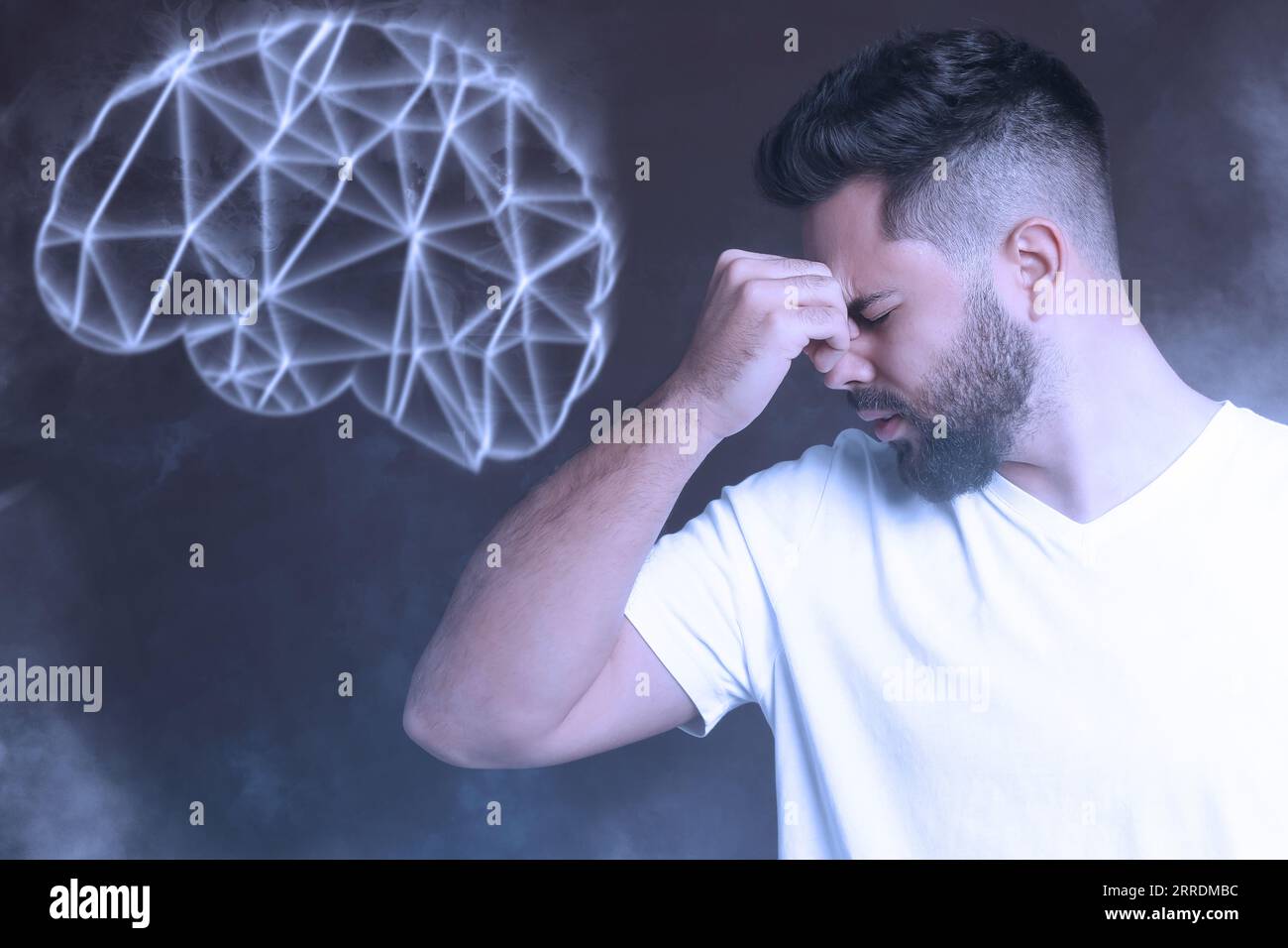 Memory. Man with illustration of brain trying to remember something on ...