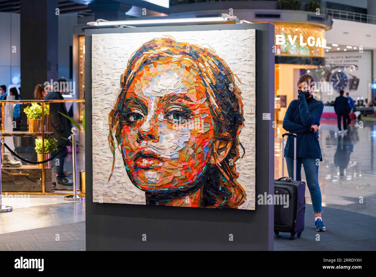 220114 -- ISTANBUL, Jan. 14, 2022 -- An artwork created with waste ...