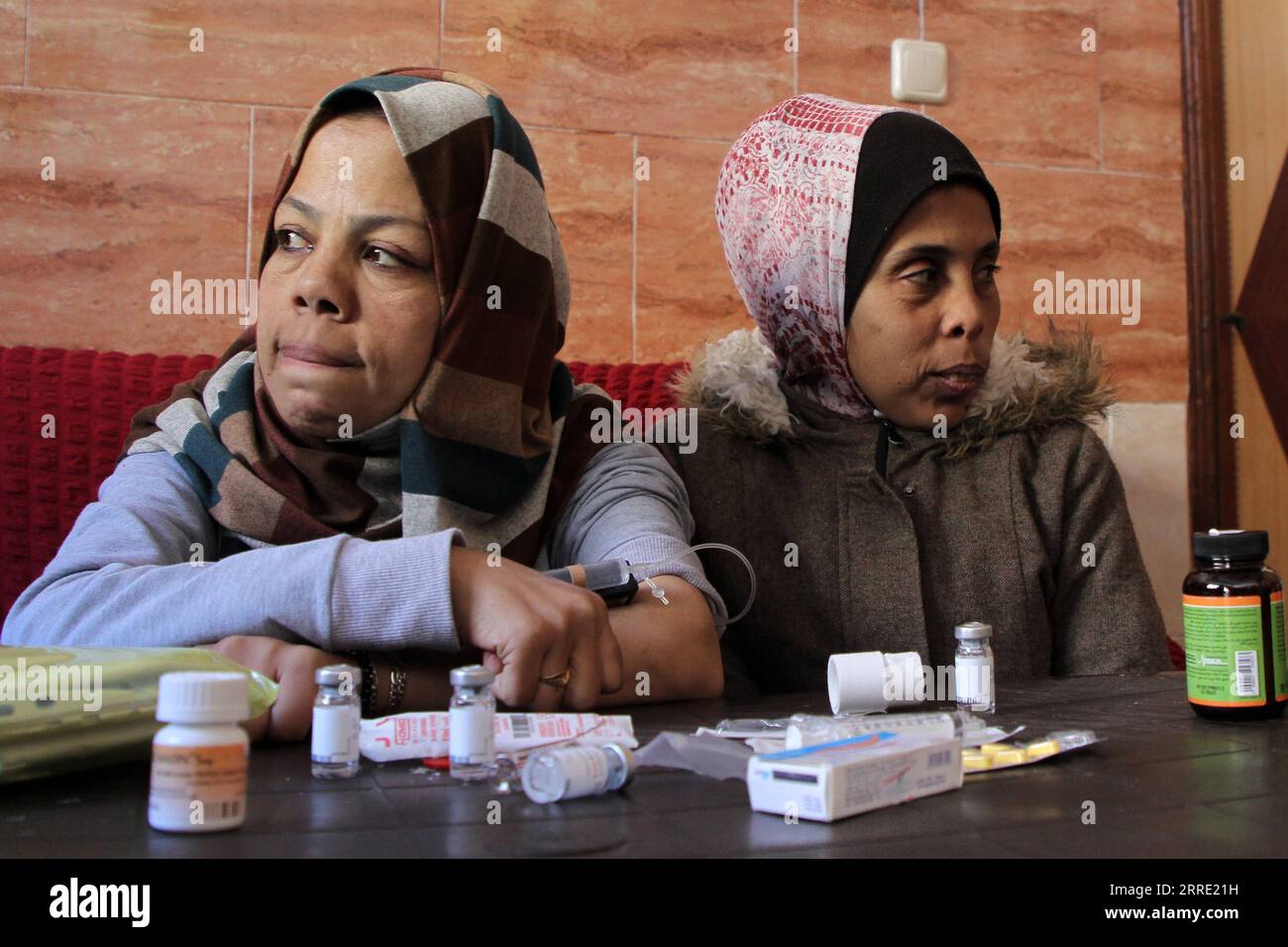 Patients plight hi-res stock photography and images - Alamy