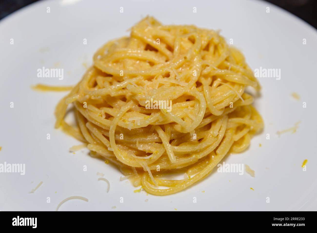 Traditional Italian pasta "Pasta Al Limone Stock Photo - Alamy