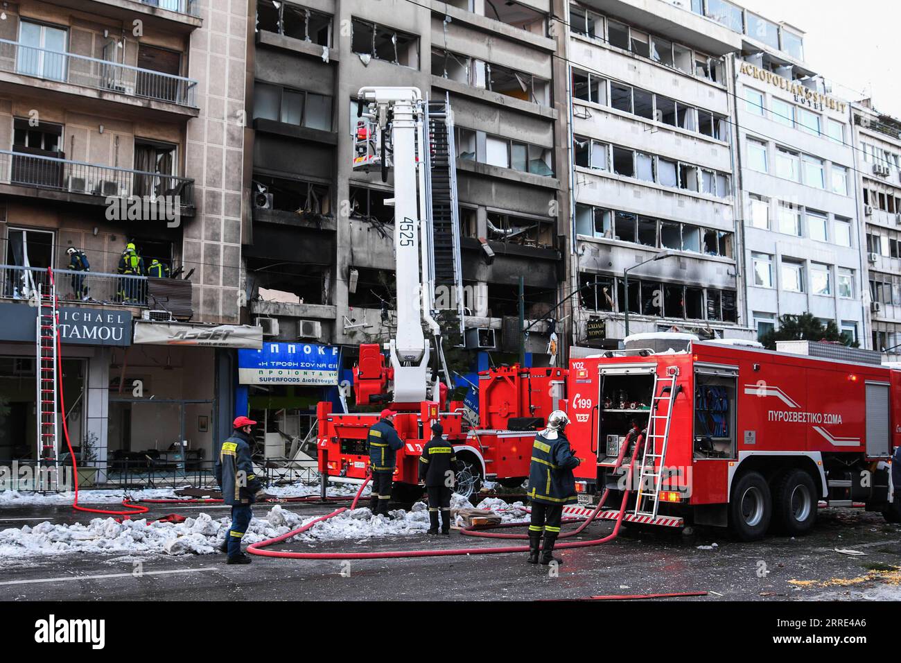 Greek fire brigade hi-res stock photography and images - Alamy