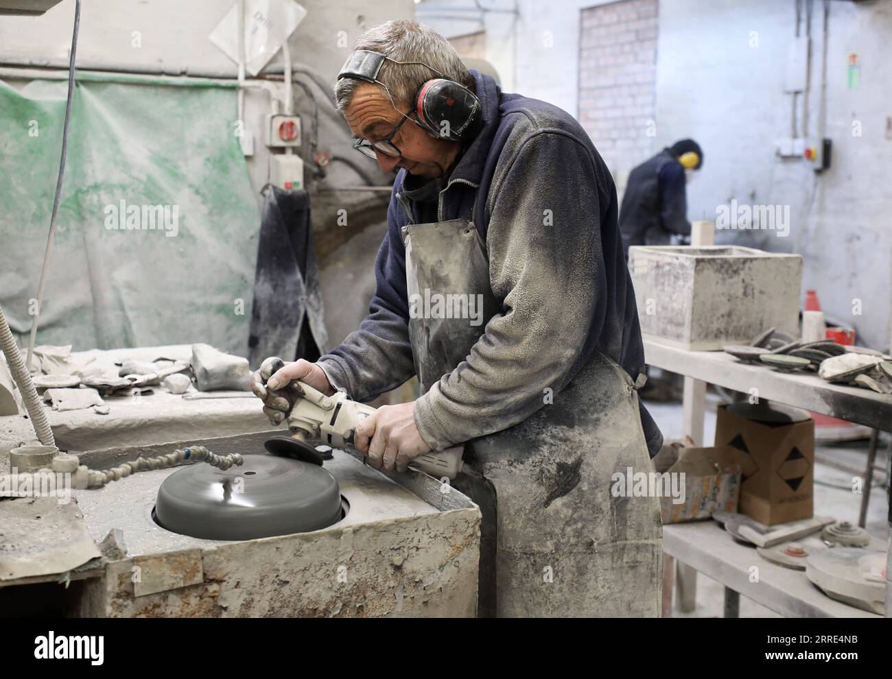 Kays curling hi-res stock photography and images - Alamy