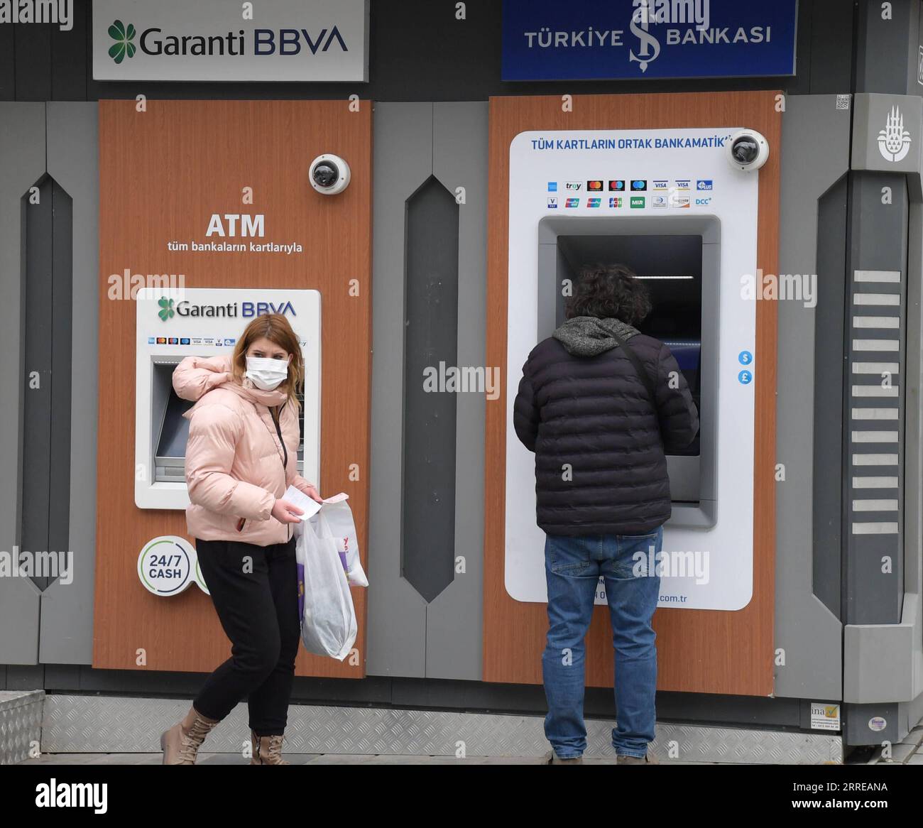 Man atm turkey hi-res stock photography and images - Alamy