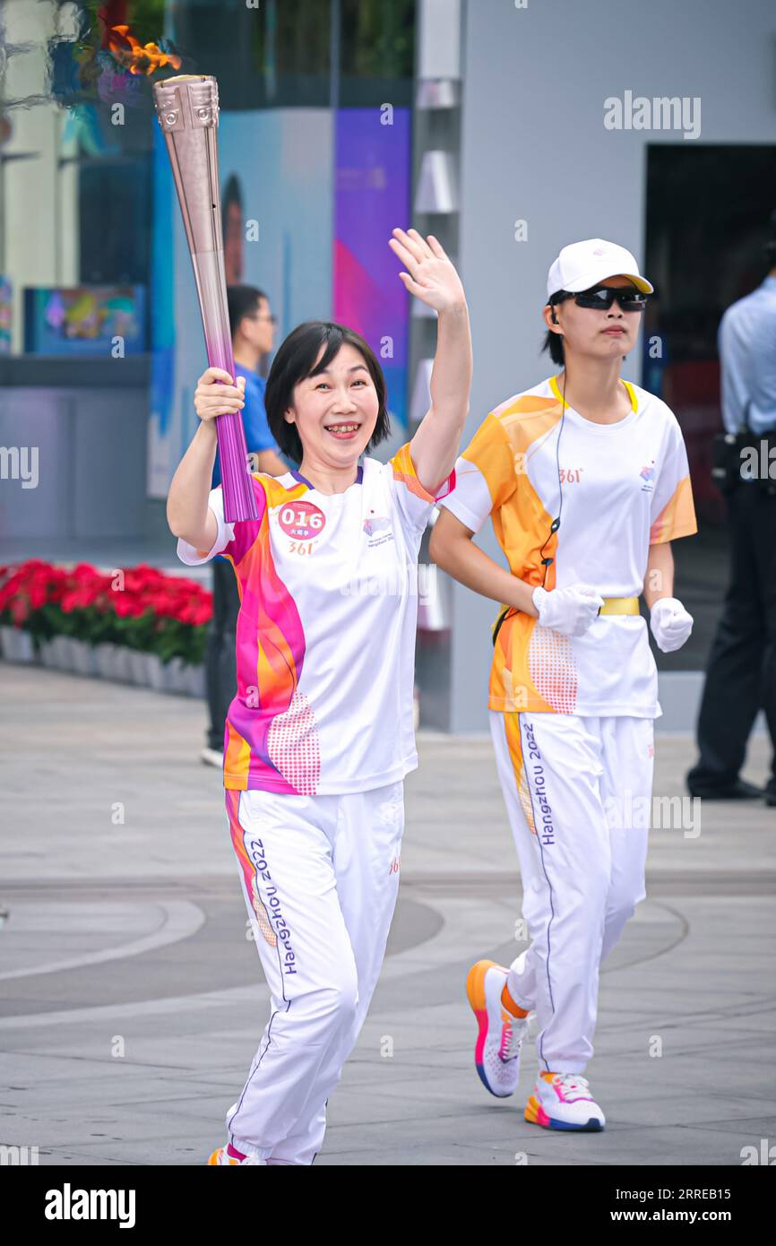 Hangzhou, China's Zhejiang Province. 8th Sep, 2023. Torch bearer Lou ...