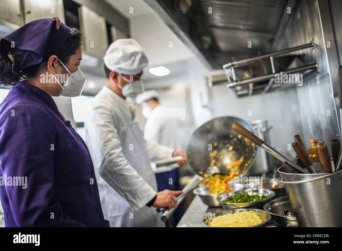 Dining carriage hi-res stock photography and images - Alamy