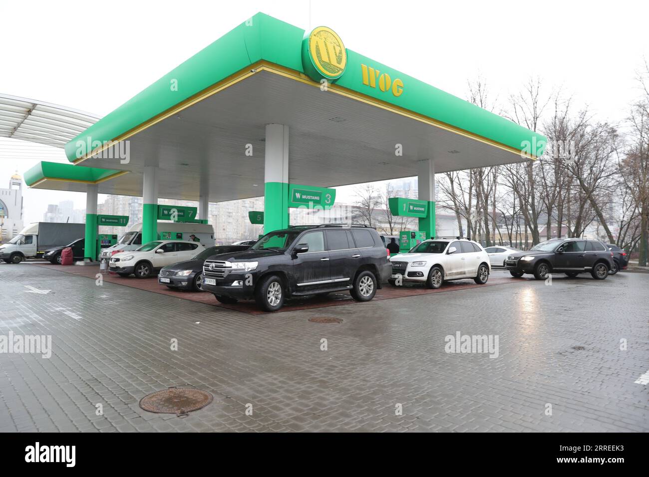 Ukrainian gas station hi-res stock photography and images - Alamy