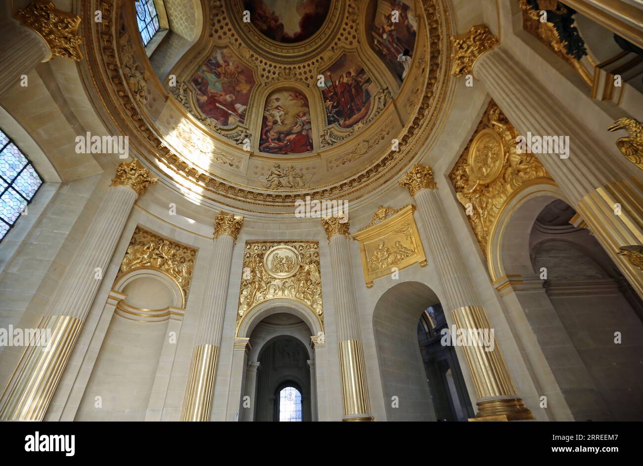 Paris france inside invalides hi-res stock photography and images - Alamy