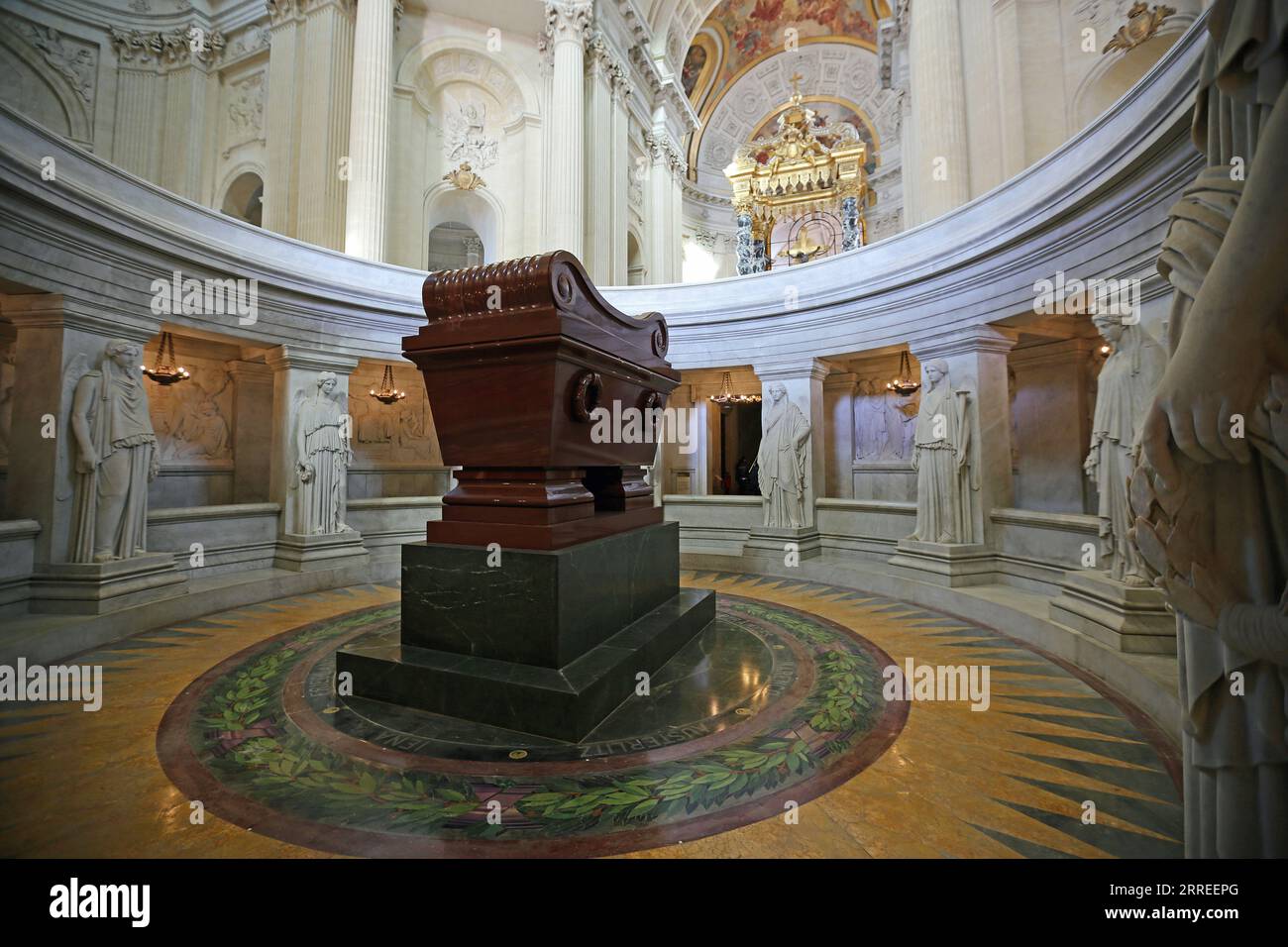 Napoleon tomb - Dome des Invalides, Paris Stock Photo - Alamy