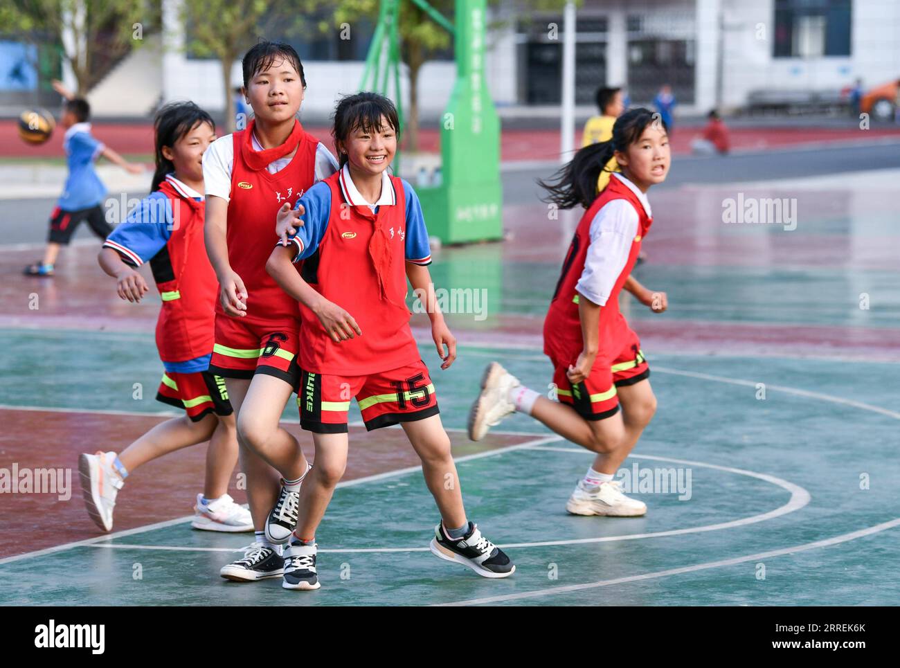 Guiyang school hi-res stock photography and images - Alamy