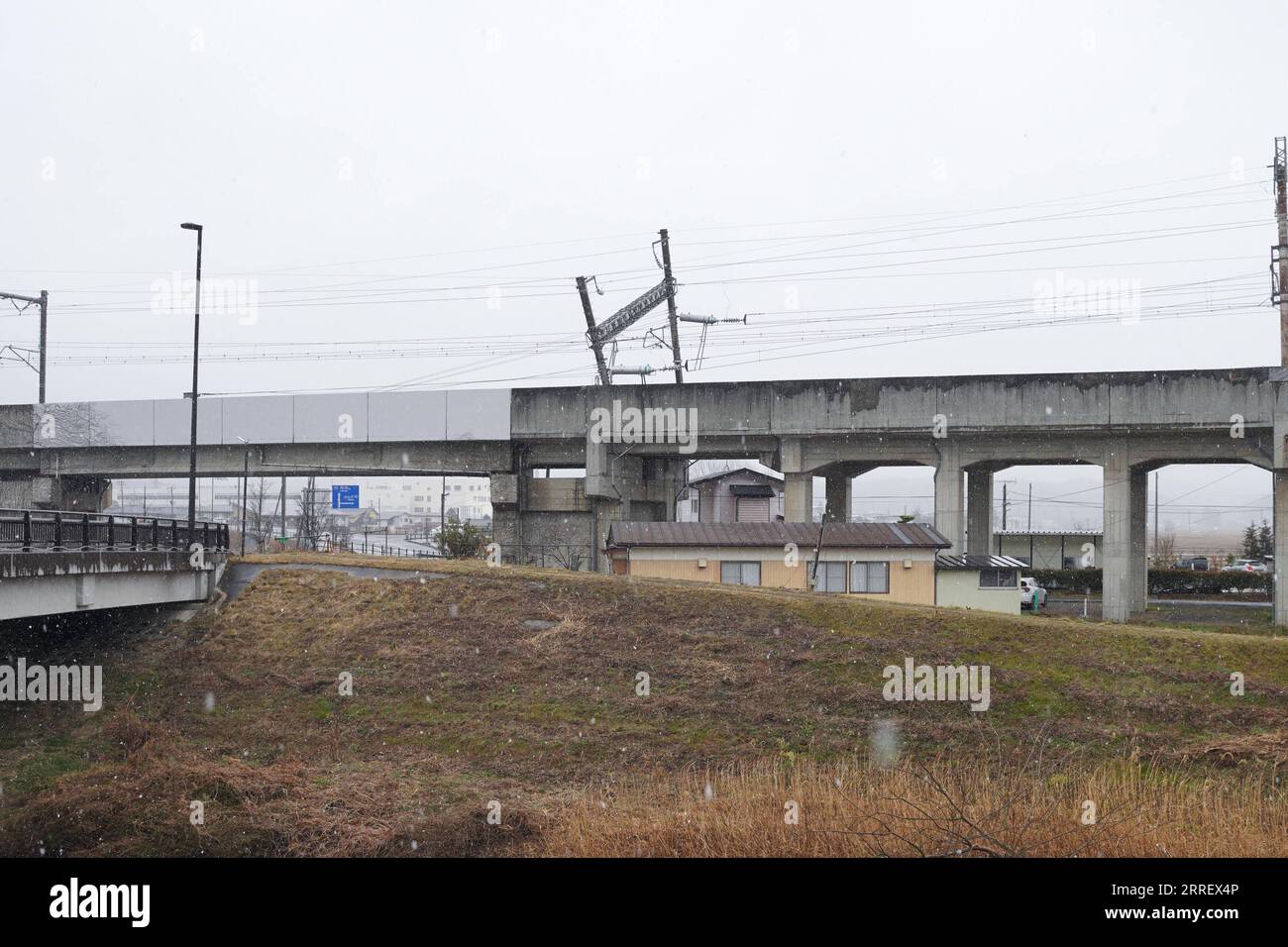Shinkansen bullet train 2022 japan hi-res stock photography and images ...