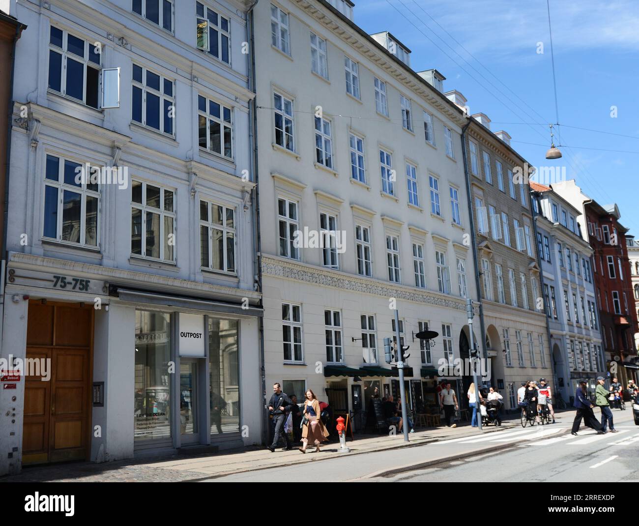 Outpost art gallery hi-res stock photography and images - Alamy