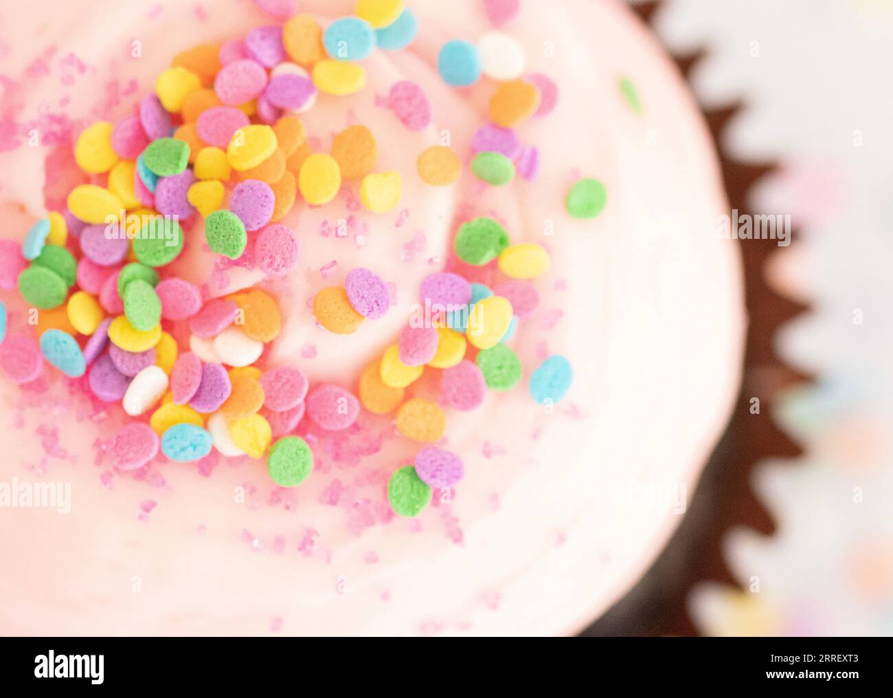 Close up cupcakes frosting sprinkles hi-res stock photography and ...