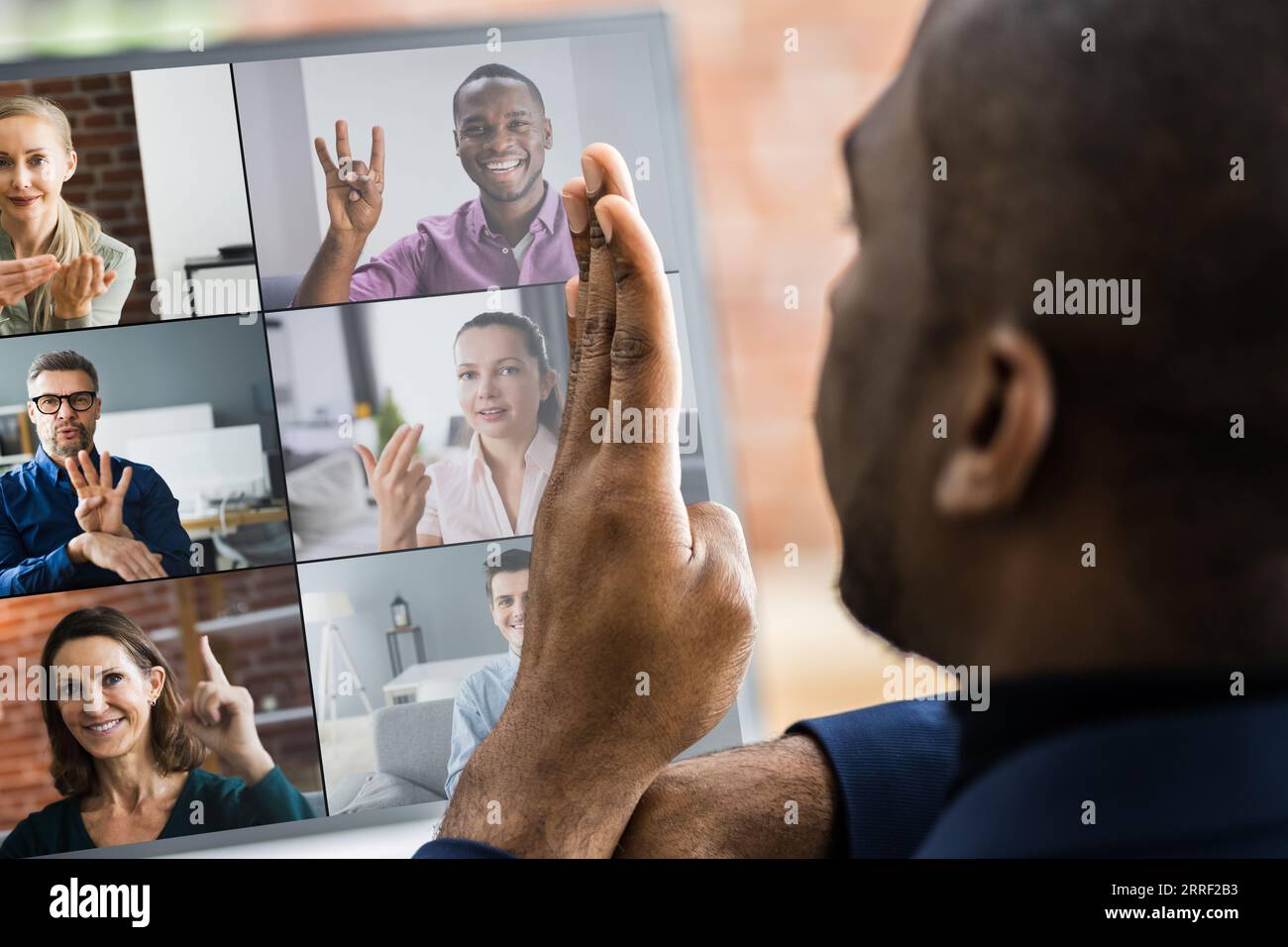 Deaf friends video conferencing online hi-res stock photography and ...
