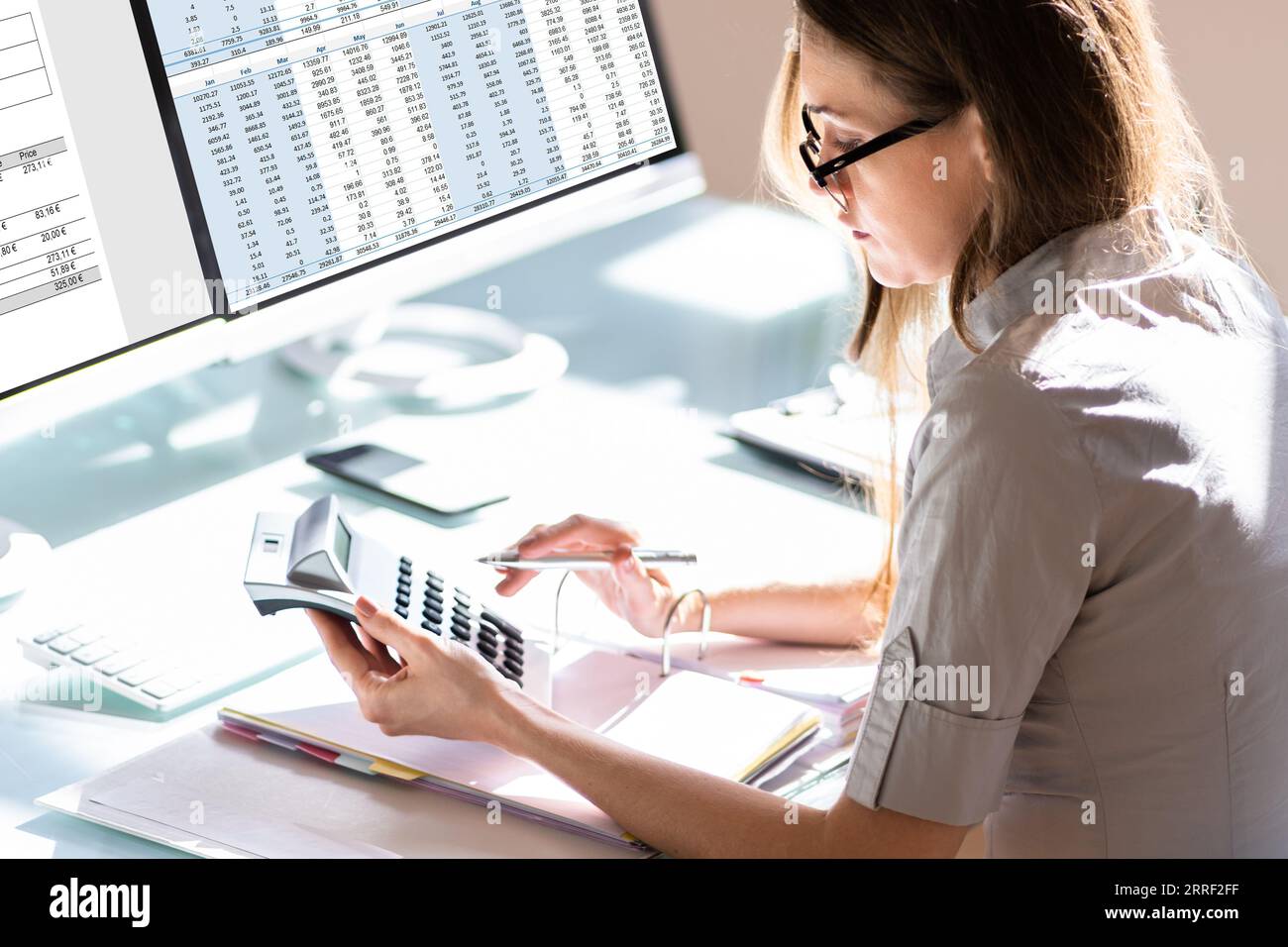 Online Electronic Invoice And Finance Audit. Medical Bill Accounting ...