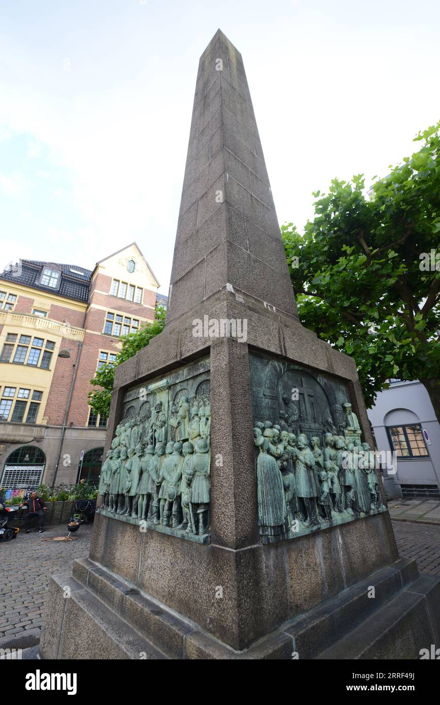 Reformation monument hi-res stock photography and images - Alamy