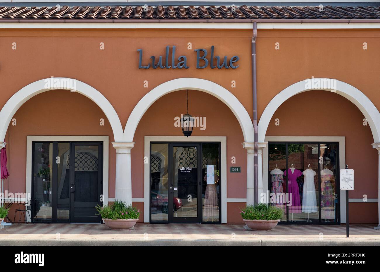 Clothing store front in town hi-res stock photography and images - Alamy