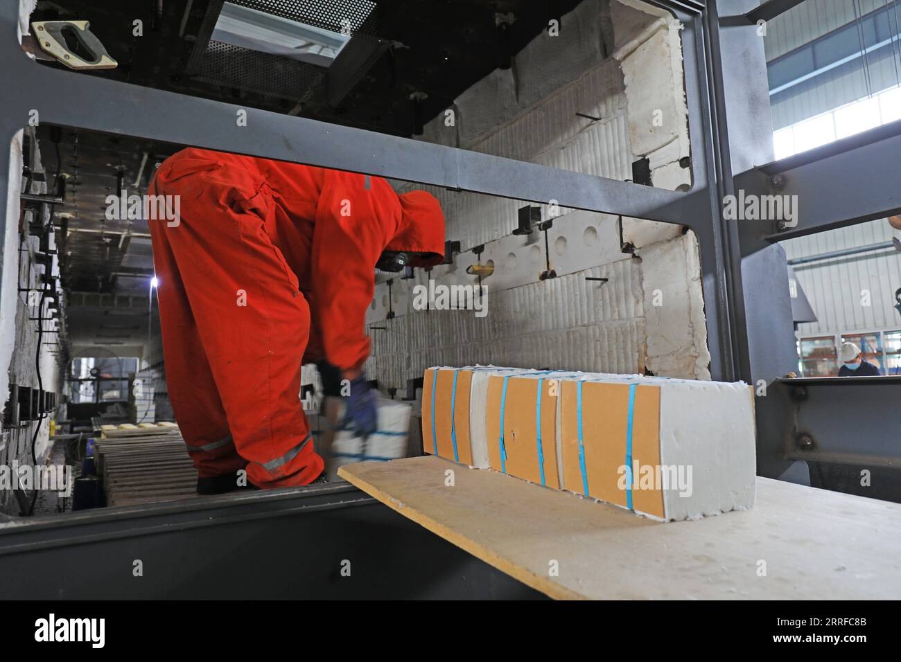 Asbestos manufacturing hi-res stock photography and images - Alamy
