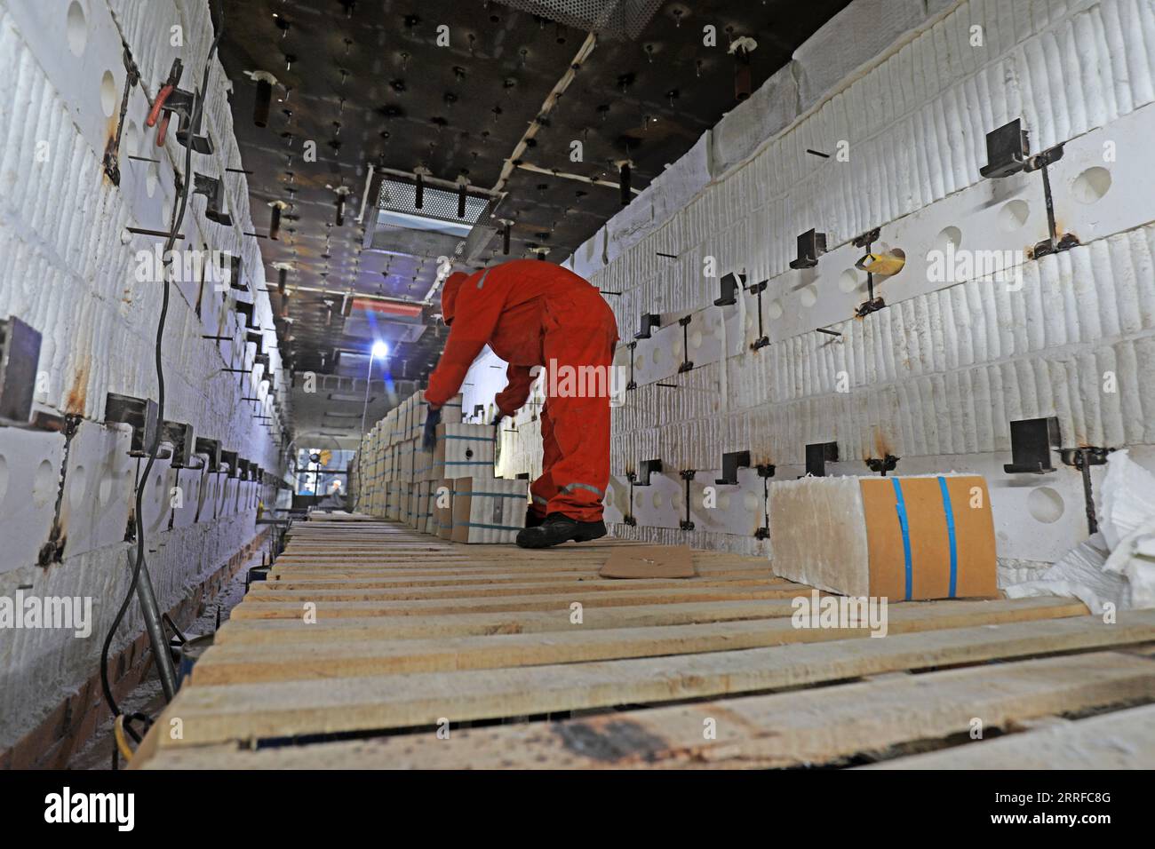 Asbestos manufacturing hi-res stock photography and images - Alamy