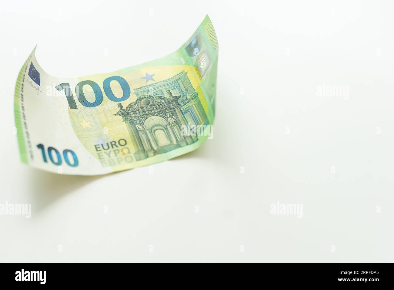 100 euro new banknote hi-res stock photography and images - Alamy
