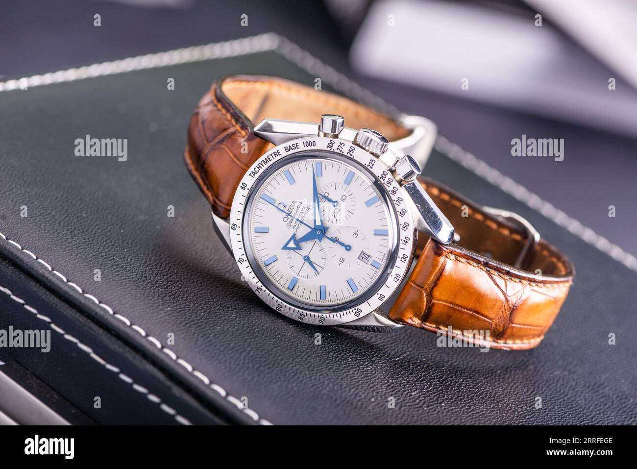 Omega Speedmaster Broad Arrow models Stock Photo - Alamy