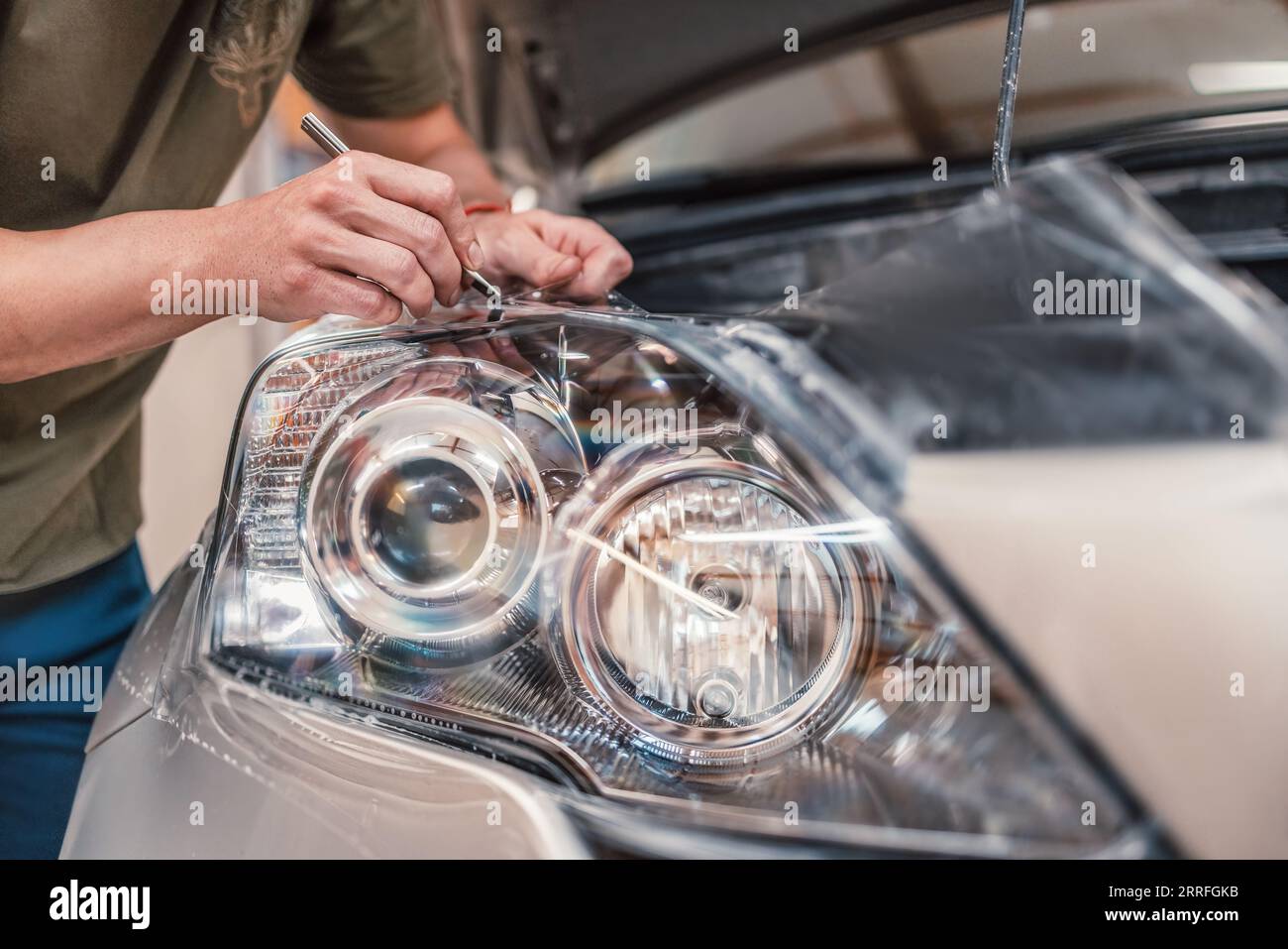 Specialist working on car hi-res stock photography and images - Alamy