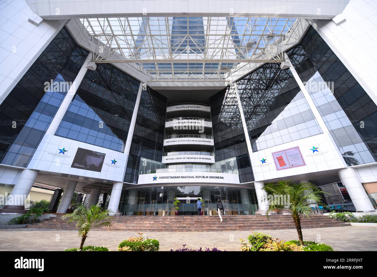 220419 -- JAKARTA, April 19, 2022 -- Photo taken on April 19, 2022 ...