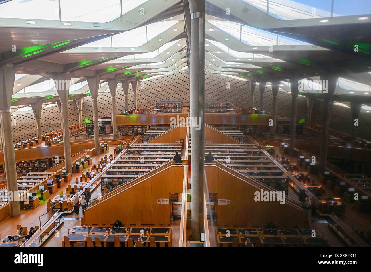 220420 -- CAIRO, April 20, 2022 -- Photo shows a view of the interior ...