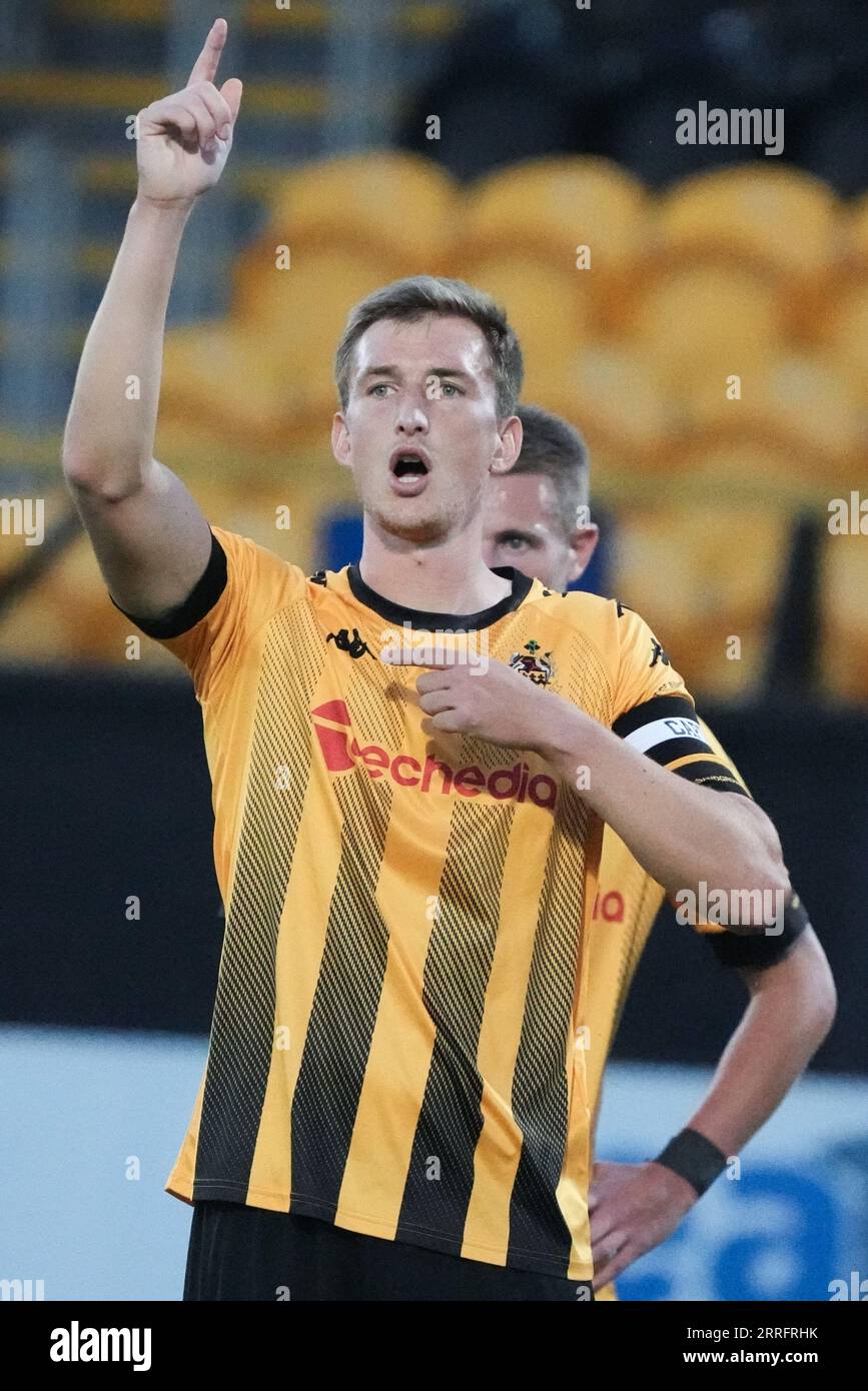 Adam anson hi-res stock photography and images - Alamy