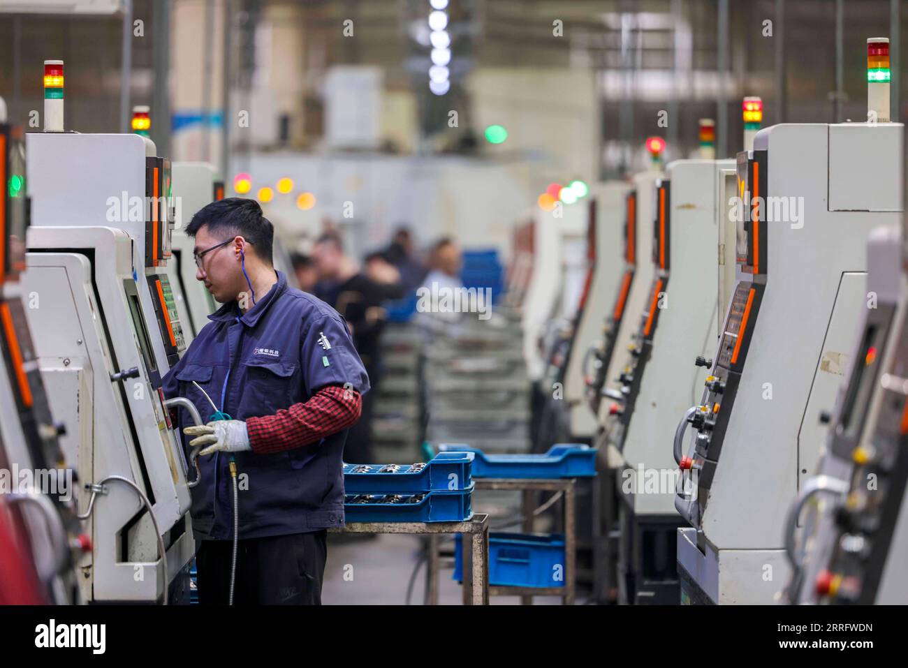 Precision forging hi-res stock photography and images - Alamy