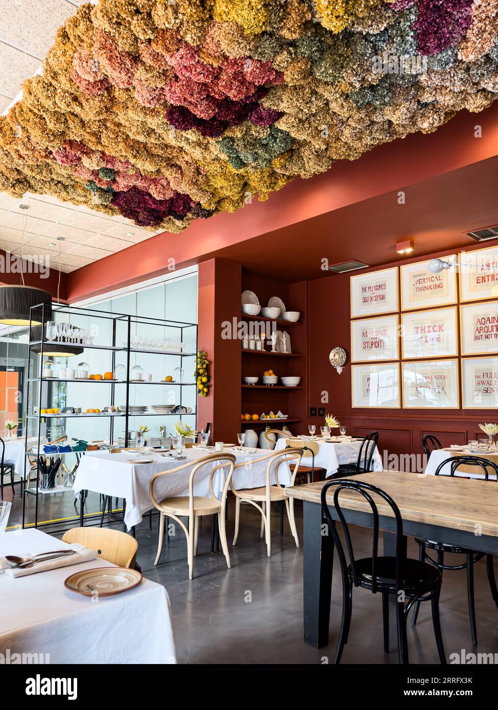 Modern dining cape town hi-res stock photography and images - Alamy