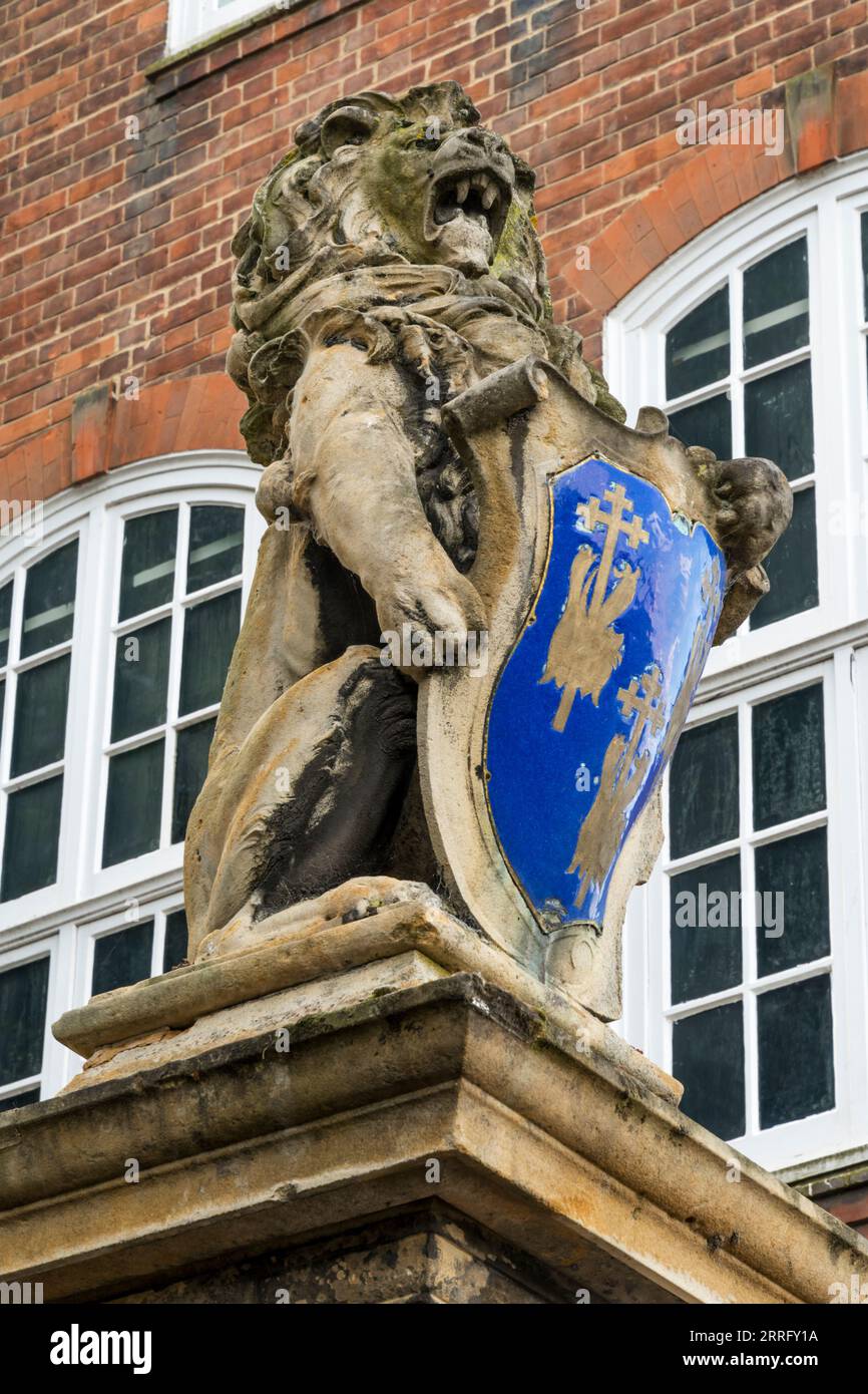 Heraldic lion on entrance gates to King Edward VII Academy, formerly ...