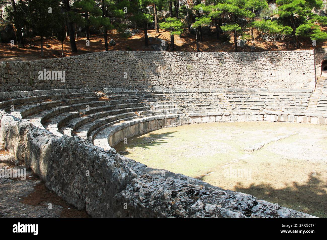 Delphic stadium hi-res stock photography and images - Alamy