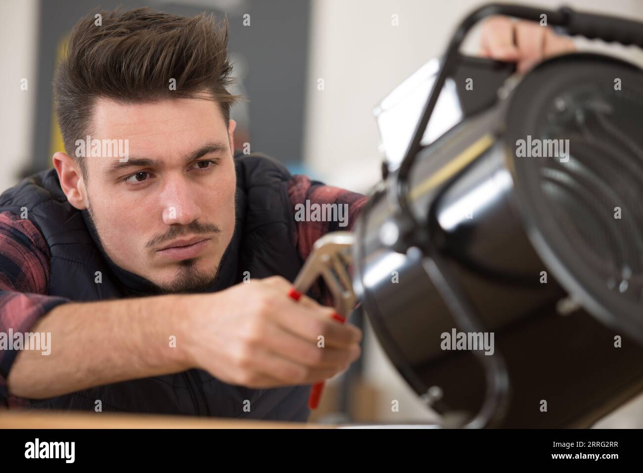 Hand opening valve hi-res stock photography and images - Alamy