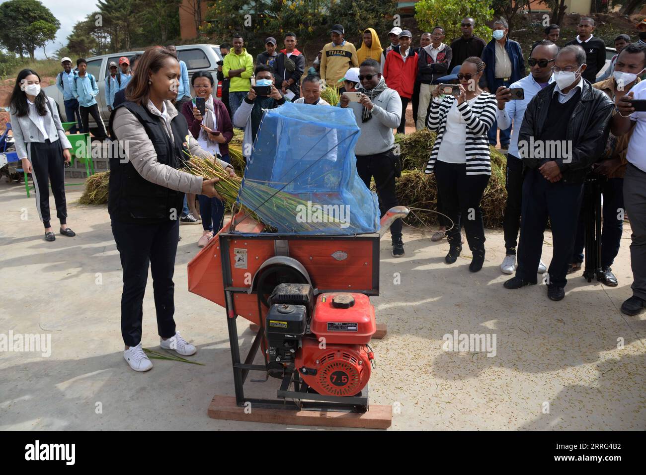 Huller machine hi-res stock photography and images - Alamy
