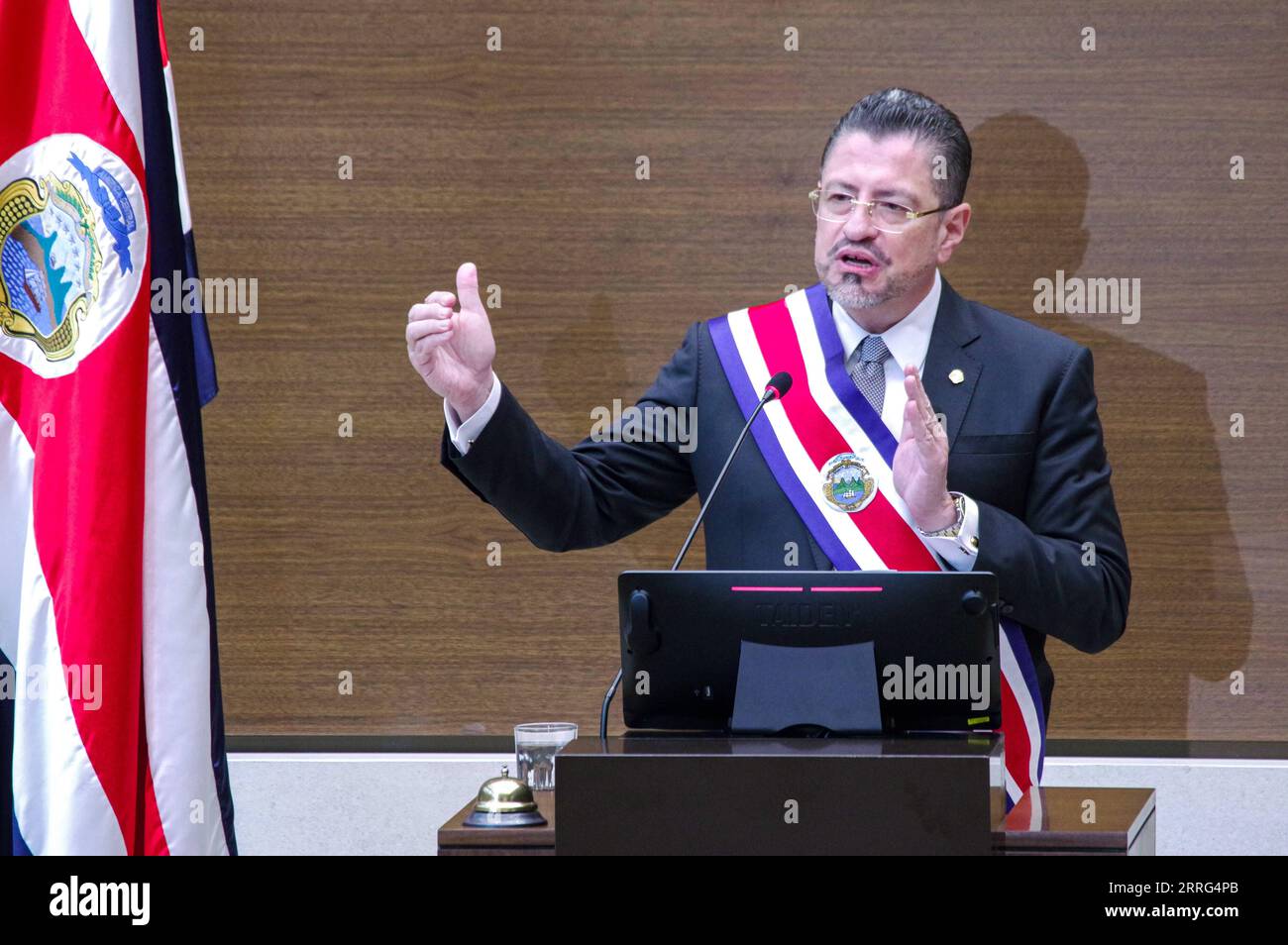 220509 -- SAN JOSE, May 9, 2022 -- Costa Rican President Rodrigo Chaves ...